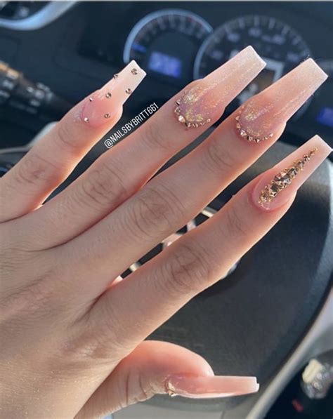 Pin de Tianna Marcie en Glam Uñas acrílicas cuadradas largas Uñas