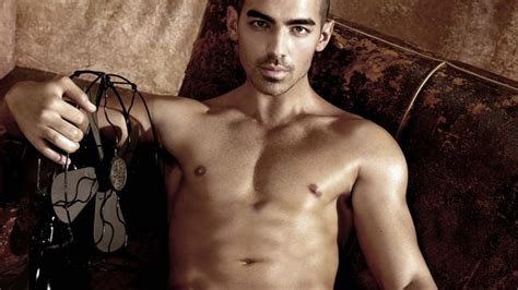 Joe Jonas Underwear Ads For Guess Campaign Shirtless Abs Photos Will
