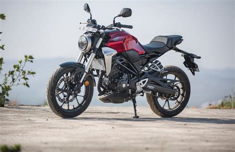 Honda CB300R Review Picture Gallery BikeDekho