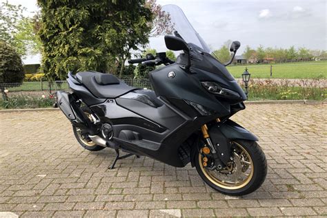 Review Yamaha TMAX Tech MAX 2022 MotorRAI Nl