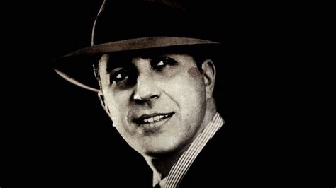 La tumba mágica y misteriosa de Carlos Gardel Por Antonio Las Heras