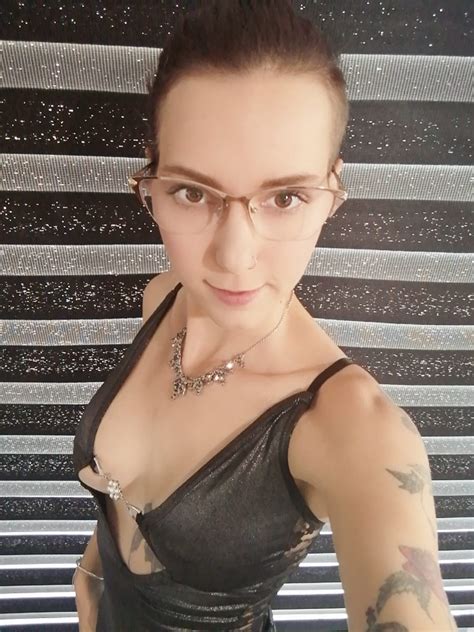 TW Pornstars 1 Pic Sofie Steinfeld Twitter Wenn Dir Mein Kleid