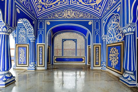 INDIAN FOLK ARTISTS WHO HAVE IMMORTALIZED THE DOT