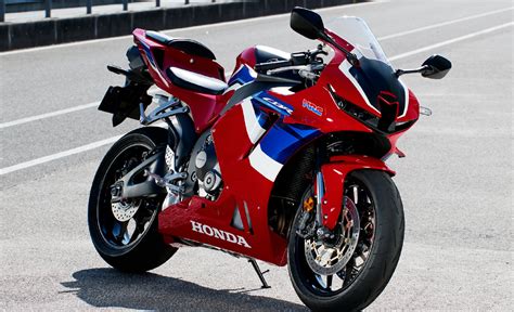 Honda CBR600RR 2021 llegará en septiembre con 119 CV y no pisará Europa