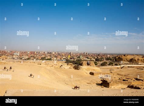 La Grande Sfinge Di Giza Con La Piramide Di Khafre Piramide Di Giza