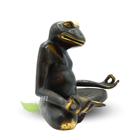 Frog Brass Statue Daun Gift