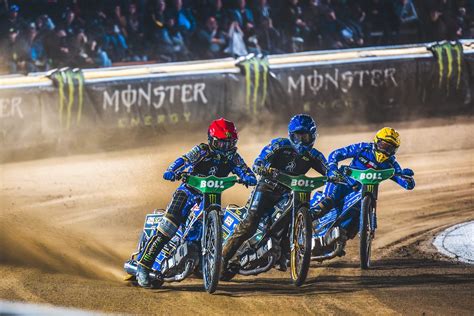 SGP Doyle wygrywa Zmarzlik drugi w Warszawie Świat Motocykli