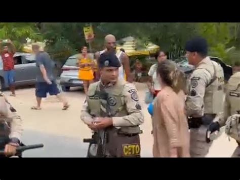EMPRESÁRIA FURA BLOQUEIO DA MANIFESTAÇÃO A CAMIONETE E ATROPELA