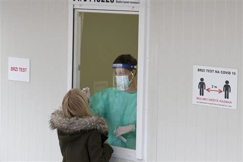 Slobodna Dalmacija Na Respiratoru 267 Pacijenata U Posljednja 24