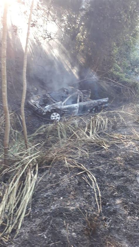 Homem morre carbonizado após carro capotar em Reginópolis Bauru e