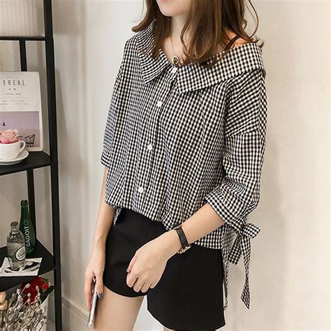 Các Mẫu Áo Sơ Mi Kẻ Nữ Đẹp Đắm Mình Trong Phong Cách Thời Trang Da