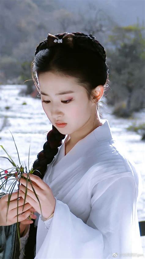 Pin On A Lưu Diệc Phi Crystal Liu《liu Yifei 刘亦菲》