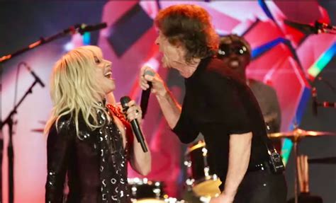 Rolling Stones And Lady Gaga Performing Sweet Sounds Of Heaven At Album