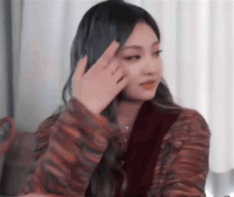 Aespa Ningning Aespaningning Discover Share Gifs Animated