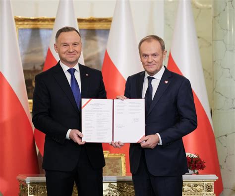 Prezydent Oficjalnie Powo A Donalda Tuska Na Prezesa Rady Ministr W