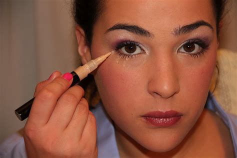 BuenaVida UN MAQUILLAJE PERFECTO PASO A PASO