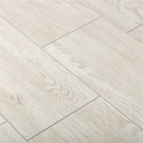 Kronotex Glamour 8mm High Gloss Aragon Oak 4V By Falquon Laminate