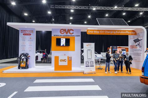Evx Evc Booth Paul Tan S Automotive News