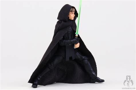 REVIEW AND PHOTO GALLERY Star Wars Vintage Collection VC264 Luke