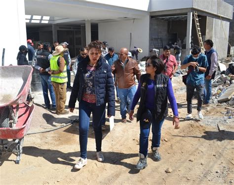 Supervisan construcción de ciudades mujeres en La Paz