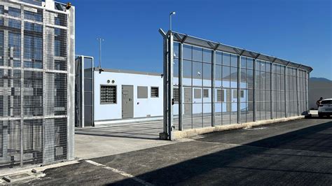 Migranti Il Cdm Vara Il Decreto Dei 19 Paesi Sicuri Il Governo