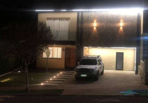 Casas piscina para alugar no Condomínio Vale do Arvoredo em