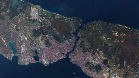 İstanbul Boğazı nın stratejik önemi nedir Özellikleri nelerdir