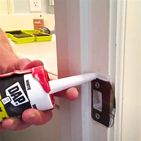 How To Fix A Door That Won T Latch