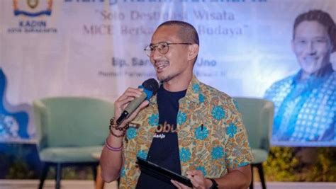 Sandiaga Uno Sebut Tiket Masuk TN Komodo Rp3 75 Juta Dibatalkan Kenapa