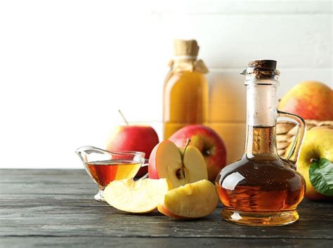 Sin químicos no tires las cáscaras de manzana y prepará este vinagre