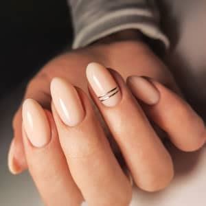 40 Chic Minimalist Nail Designs For Your Next Manicure