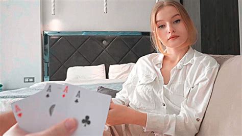 Stiefschwester Verlor Ihre Muschi In Einem Kartenspiel Xhamster