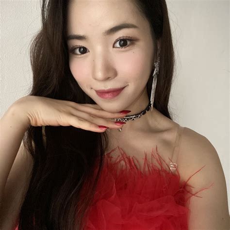 NiziU Pics Slow On Twitter 221024 MAYA Instagram Update NiziU