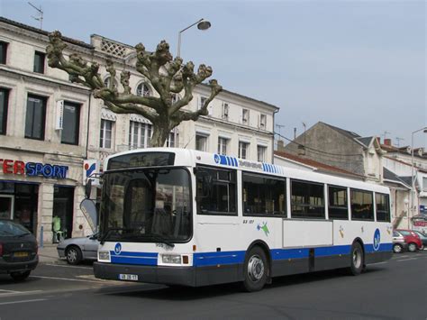 TRANS BUS Photothèque autobus HEULIEZ GX 107 BUSS Saintes