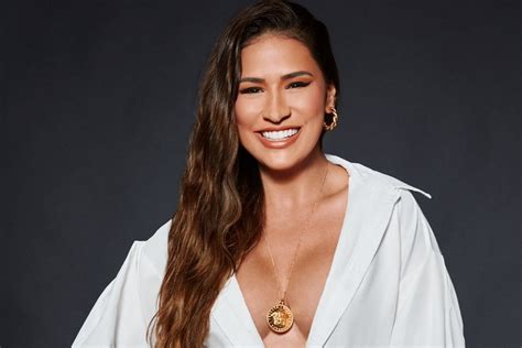 Simone Mendes lança oficialmente a carreira solo ADAMANTINA NET