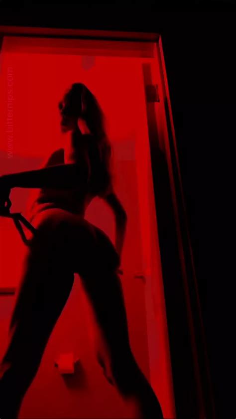 Reddit Girl Does Nsfw Tiktok Silhouette Challenge Porn 6c XHamster