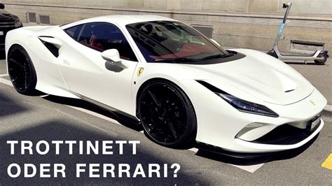 Trottinett oder Ferrari Supercars Luxusfahrzeuge in Zürich Mai 2023