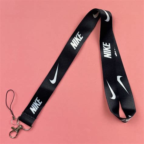 NIKE LANYARD BLACK NEW KEY CHAIN WITH CLASSIC DESIGN EBay