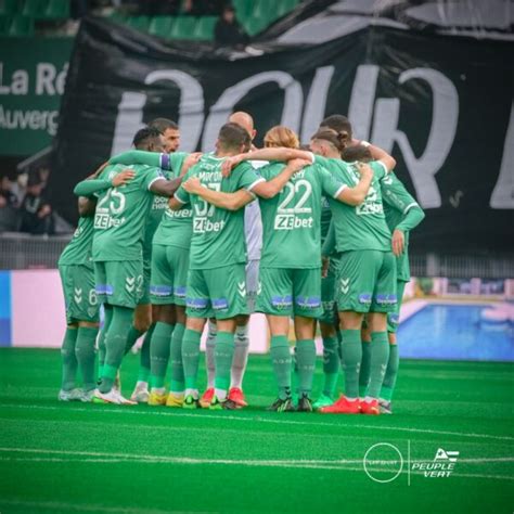Rodez ASSE Le groupe avec une grande première
