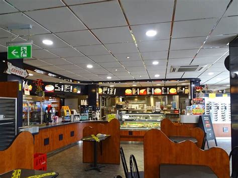 DELF CAFETARIA SNACKBAR DE Delfzijl Restaurant Reviews Photos