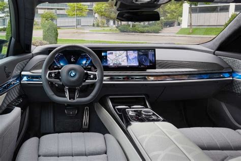 2023 BMW 7 Series Launch Malaysia 750e XDrive M Sport Official 2 Paul