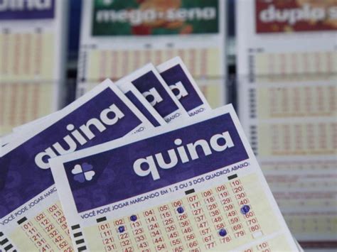 Quanto ganha se acertar quatro números na Quina