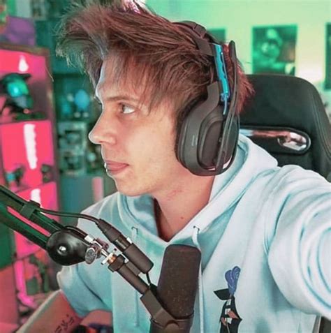 Pin de ˏˋmei 承 en rubius Rubiusomg Rubius Fotos del rubius