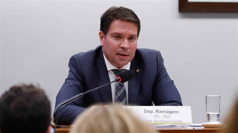 Operação da PF mira deputado Ramagem e policiais federais por grampos