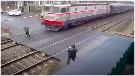Tragedie pe calea ferată în Ilfov Momentul șocant în care o femeie