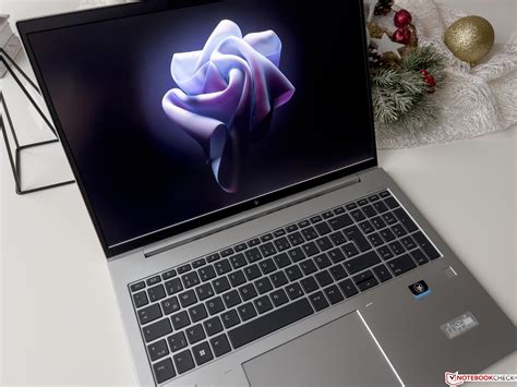 HP EliteBook 865 G9 Laptop Im Test 1 000 Nits Sure View Display