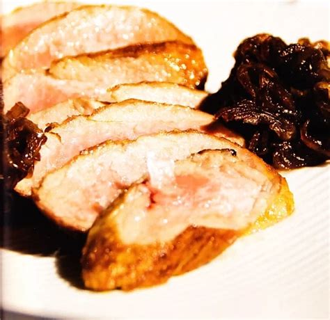 Solomillo De Cerdo Con Cebolla Confitada The Cook Monkeys