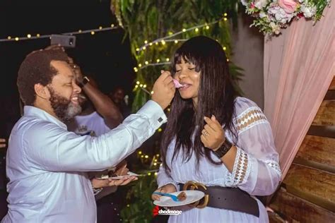 RDC Blanche Odia Kandolo Tunasi la femme du célèbre pasteur Marcelo