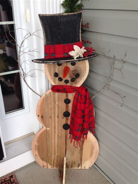 Snowman Made Out Of Pallet Wood By Deena Wooden Christmas Crafts