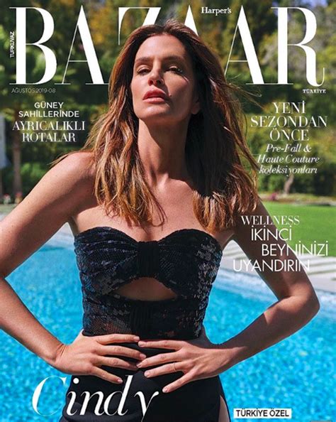 Cindy Crawford cumple 56 años su álbum íntimo y sus fotos al natural y